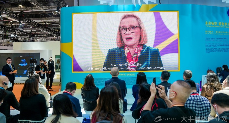 默克亮相第五届进博会，引领生物融合新趋势 - SEMI大半导体产业网